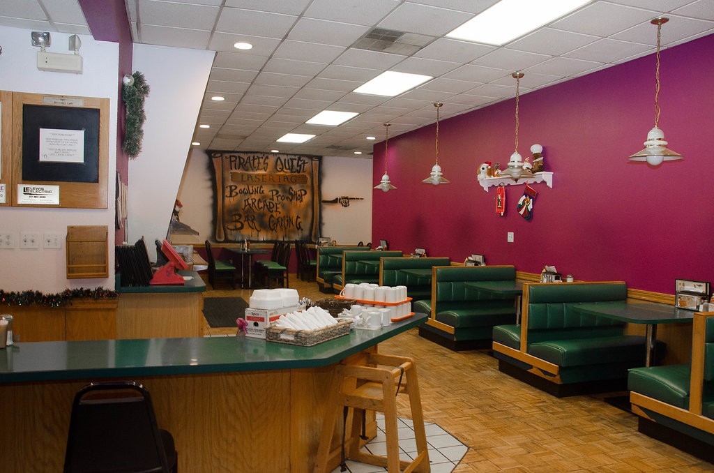 Restaurant - Showtime Lanes